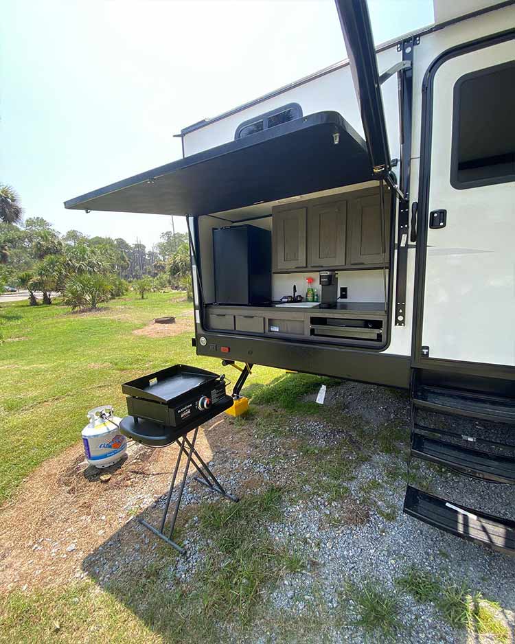 Hoosier RVThe Adventure in Glamping2 – Copy