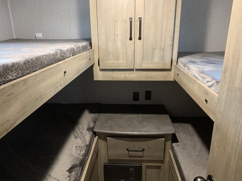 Hoosier RVThe Adventure in GlampingBunks